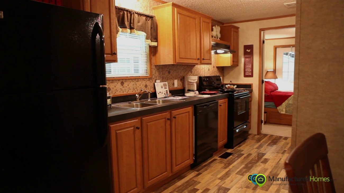 Caravan – British Manufactured Homes – 420 sq feet, sleeps 10 ...